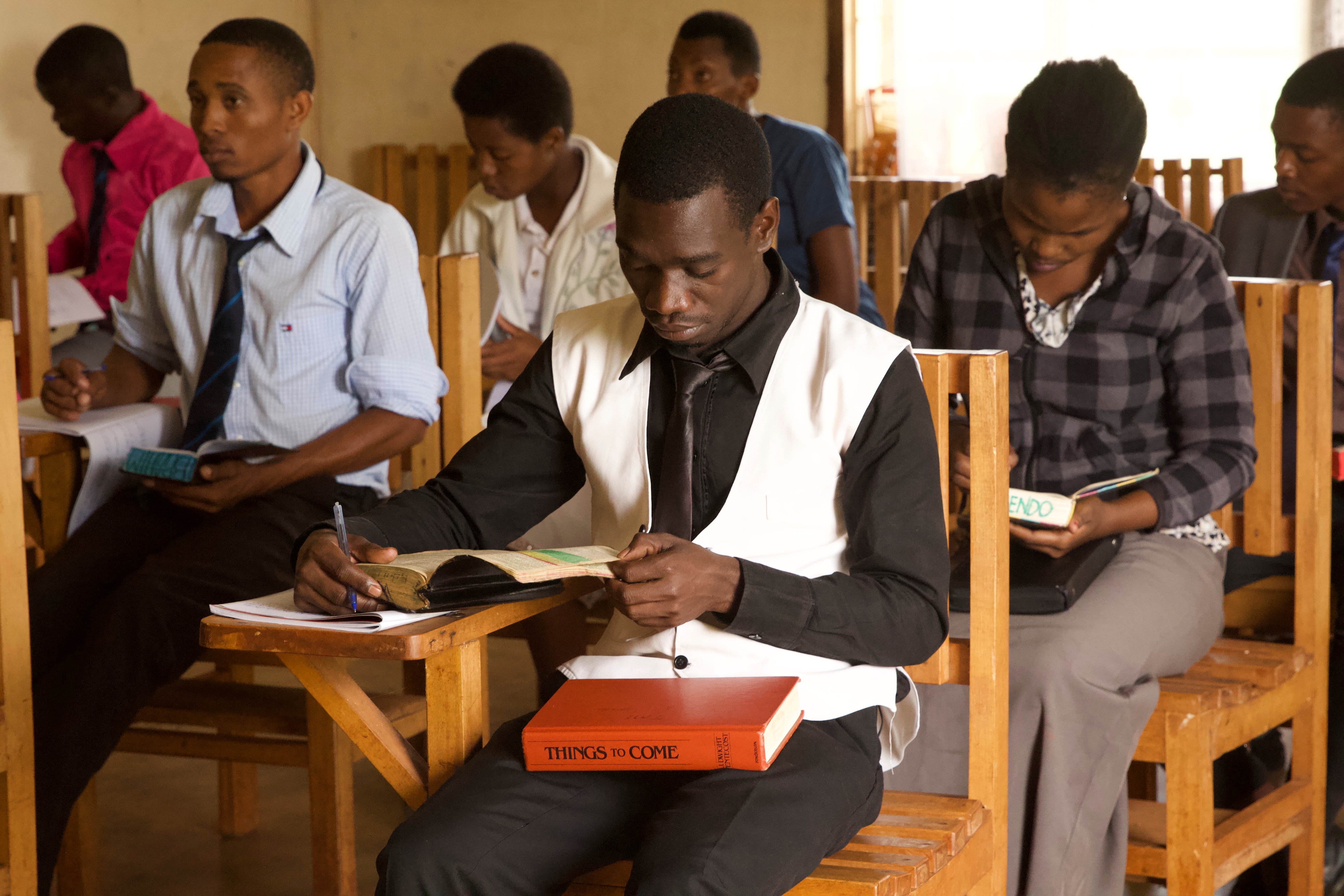 Bible Schools - Teen Missions